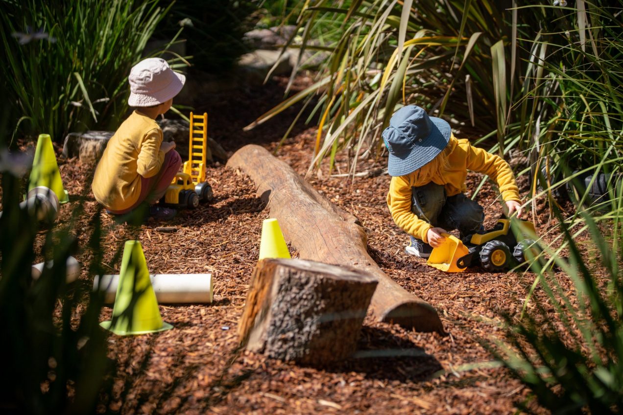 Child Care Waitara - Explore & Develop